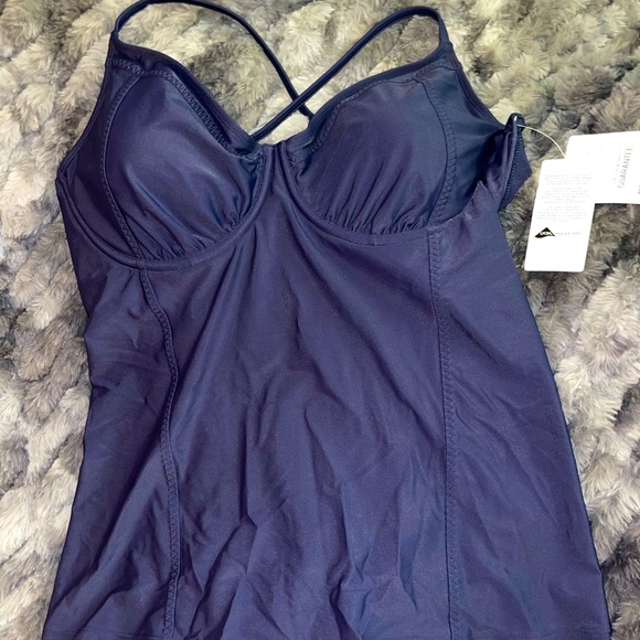 Athleta | Swim | Nwt Athleta Brasized Padded Underwire Swimwear Top ...
